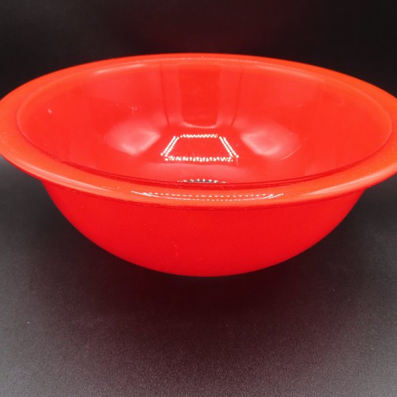 Pyrex | Kitchen | Vintage Pyrex Red Nesting Bowl Clear Bottom 323 5l | Poshmark